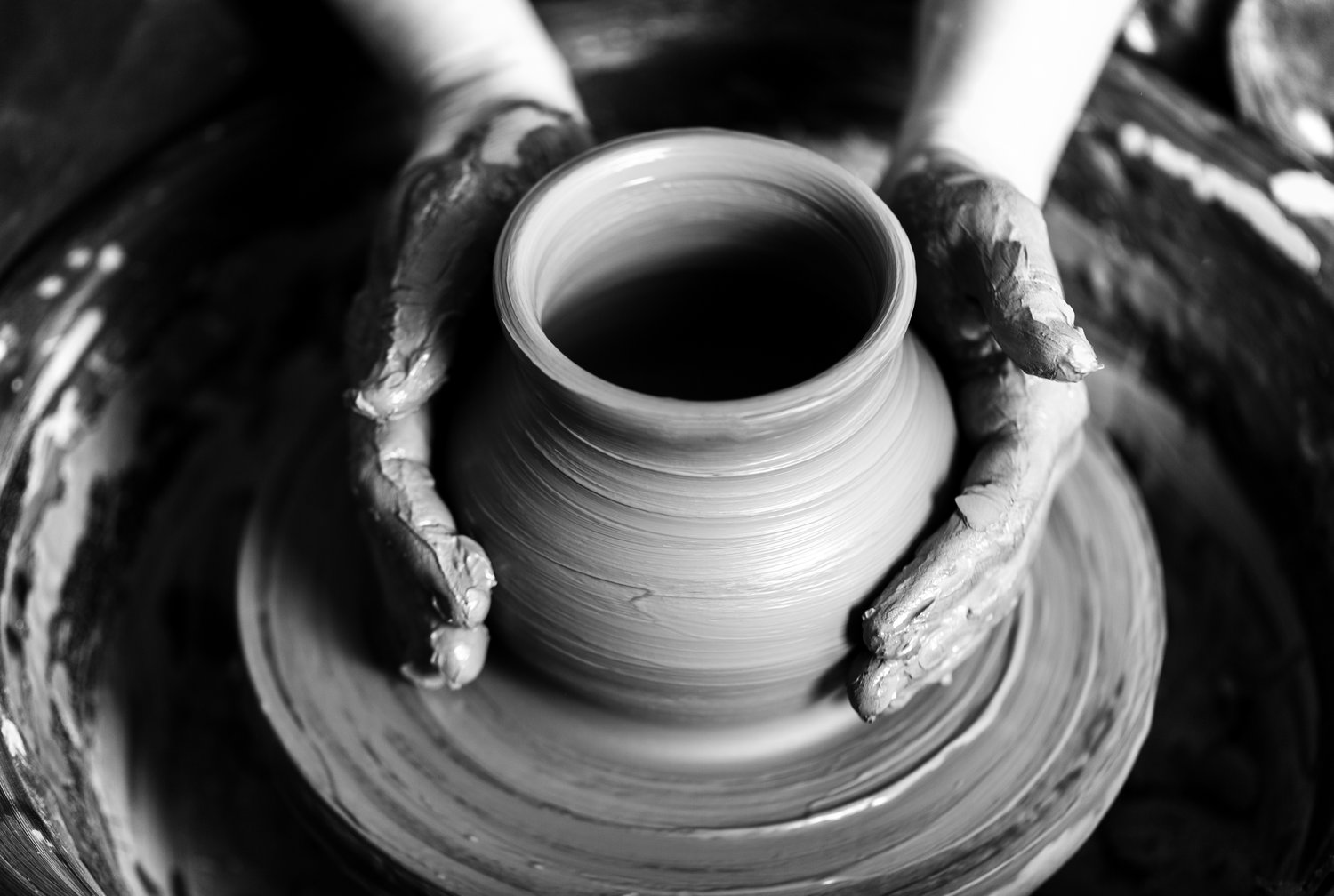 Things To Consider When Choosing A Pottery Wheel Accelerate